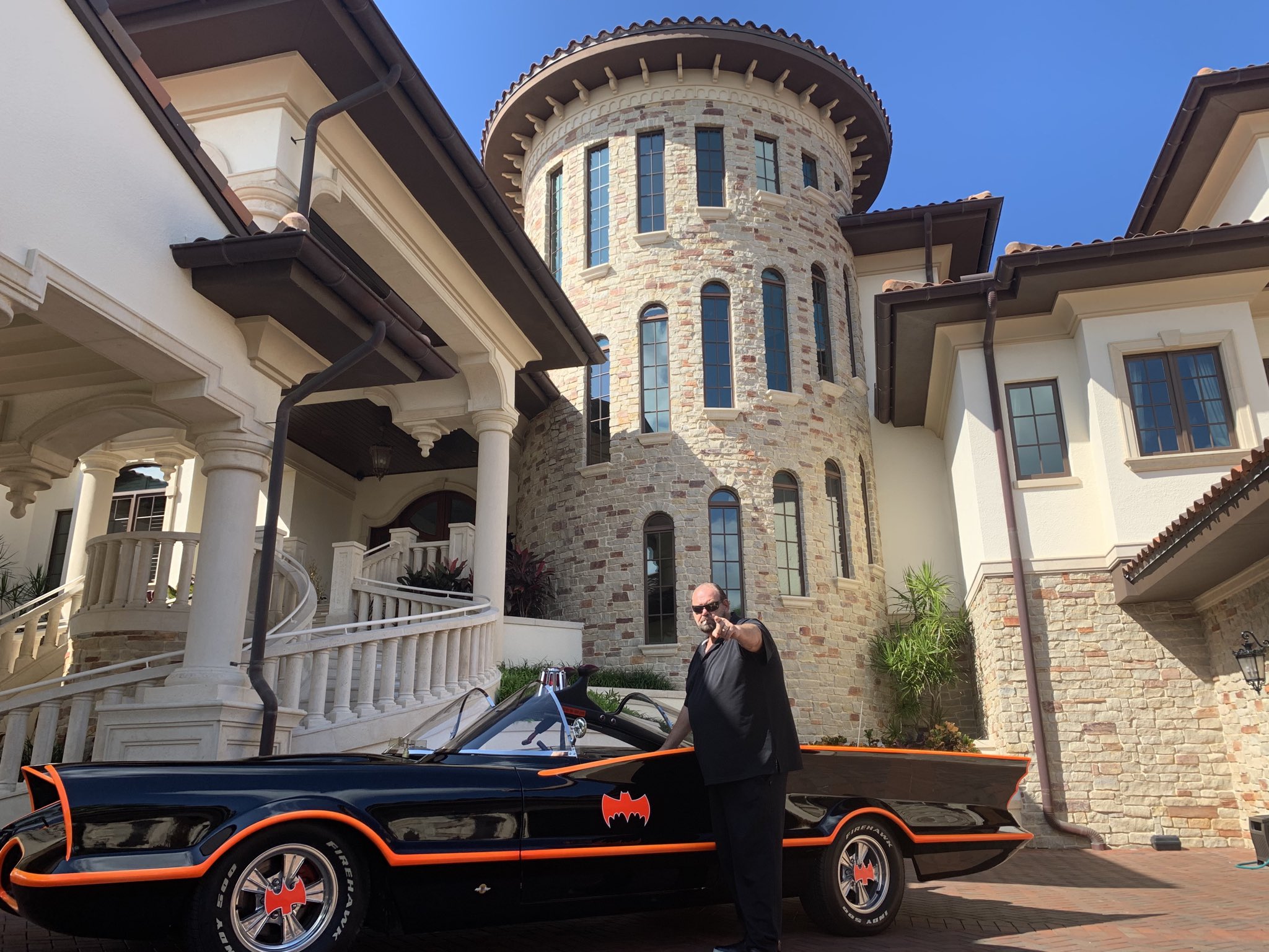 Ben Mallah Net Worth – How He Did It | IBuyIReview